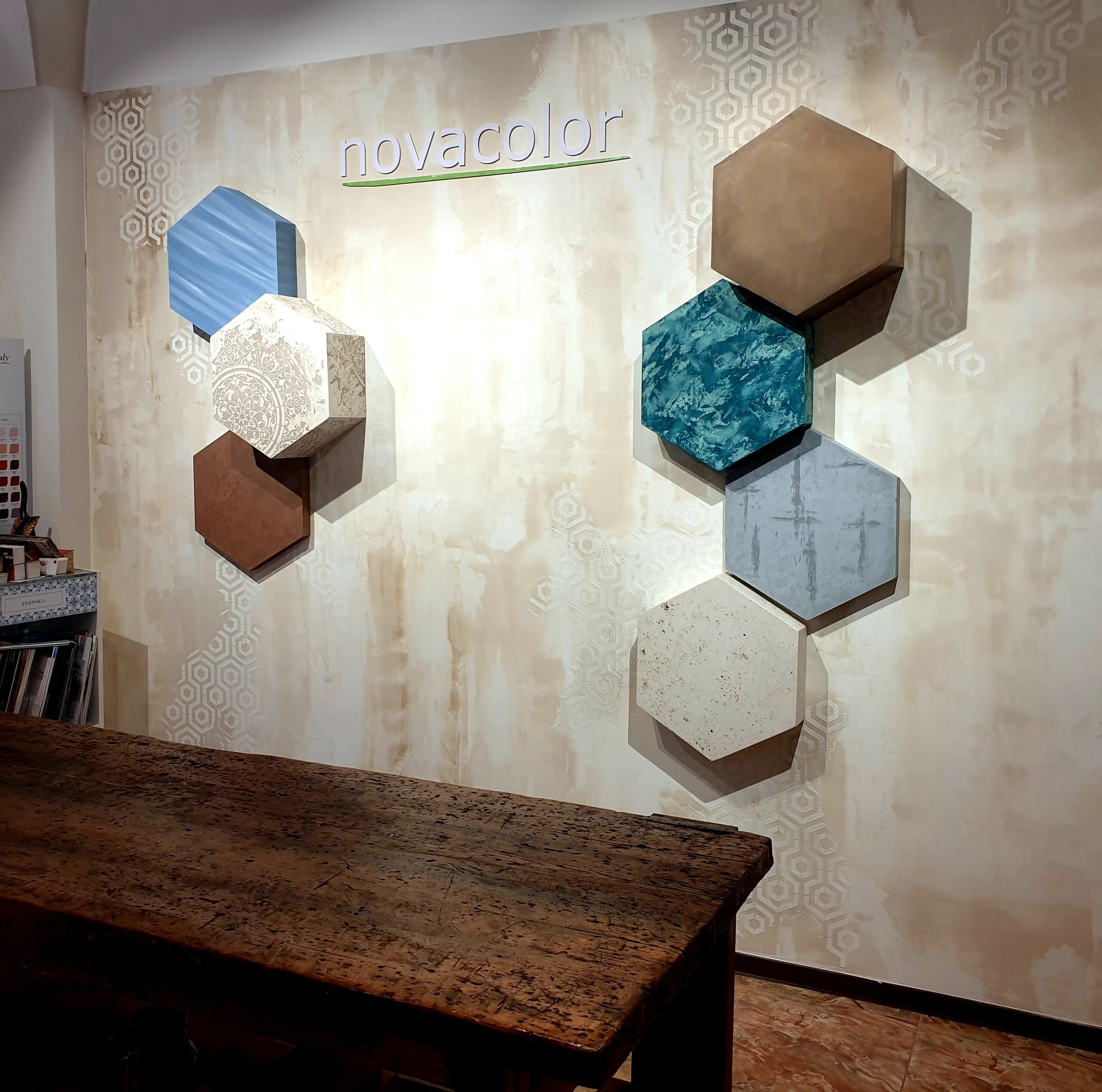 Showroom decorativi murali e carte da parati - Nuova 2M Colori